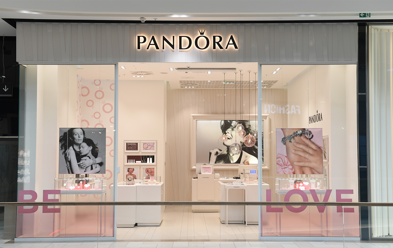 Pandora Novi Sad centar | Radno vreme i | BIG FASHION